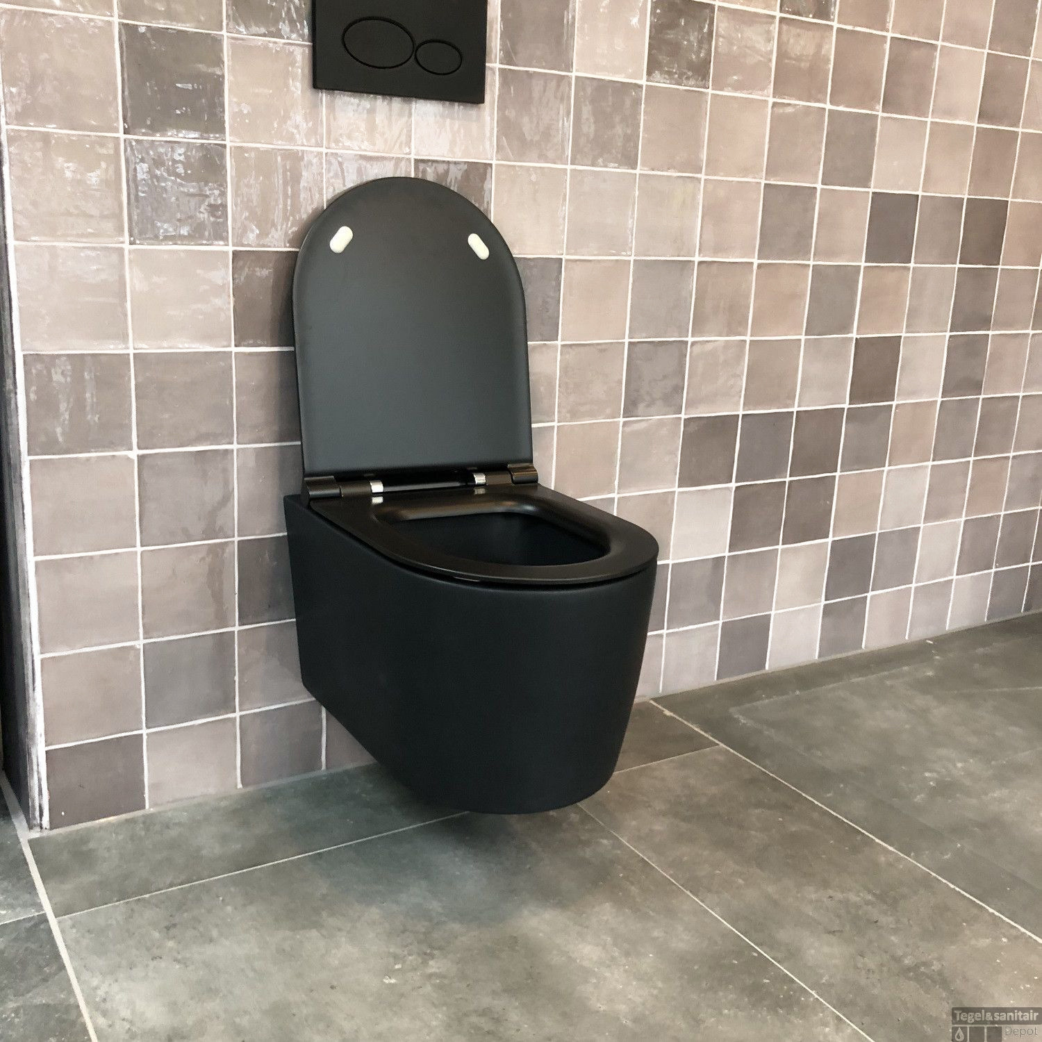 Geberit UP100 Toiletset set44 Civita Black Randloos Mat Zwart Met Delta ...